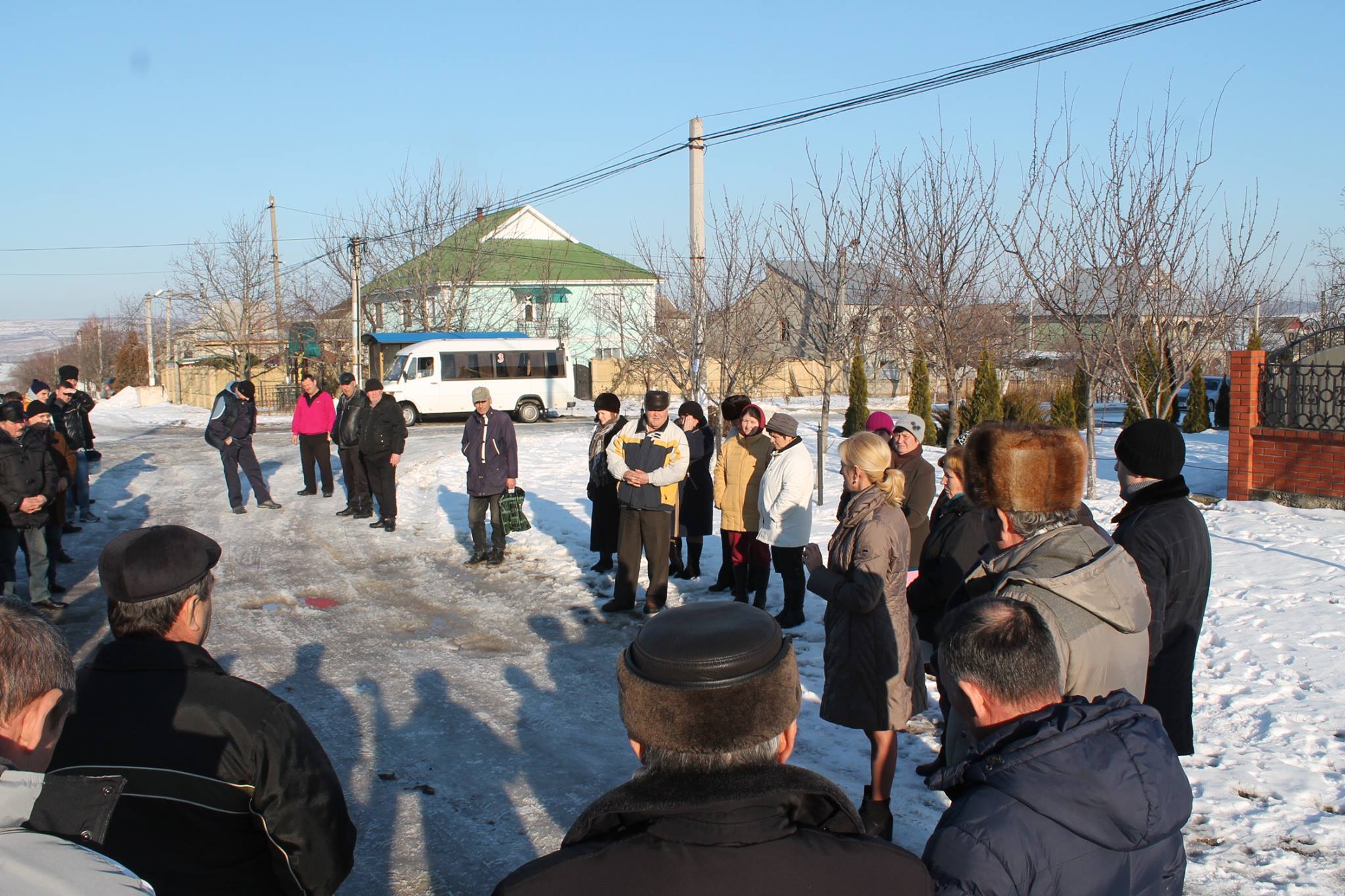 ÎMPREUNĂ ILUMINĂM ORAŞUL STRĂŞENI! - Primăria orașului Strășeni