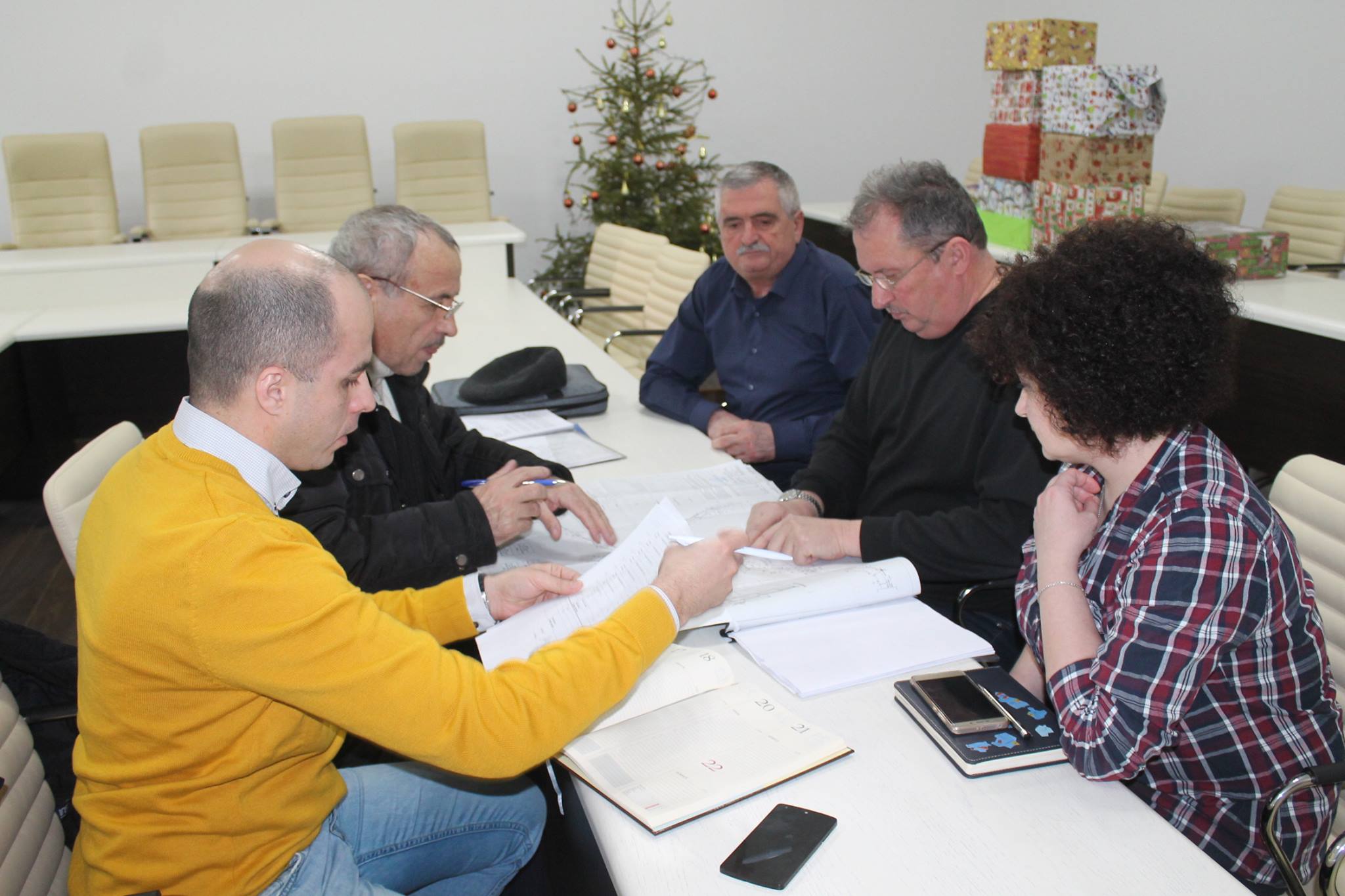 ÎMPREUNĂ ILUMINĂM ORAŞUL STRĂŞENI! - Primăria orașului Strășeni