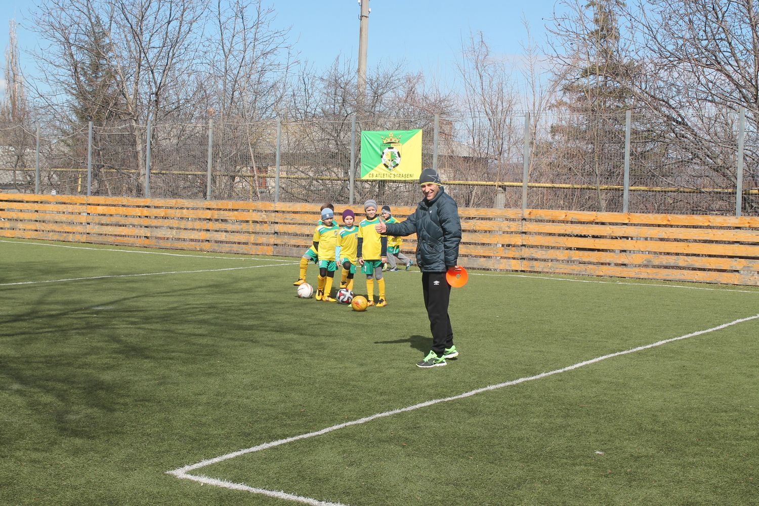 FOTBALUL - BUCURIA LUMII - Primăria orașului Strășeni